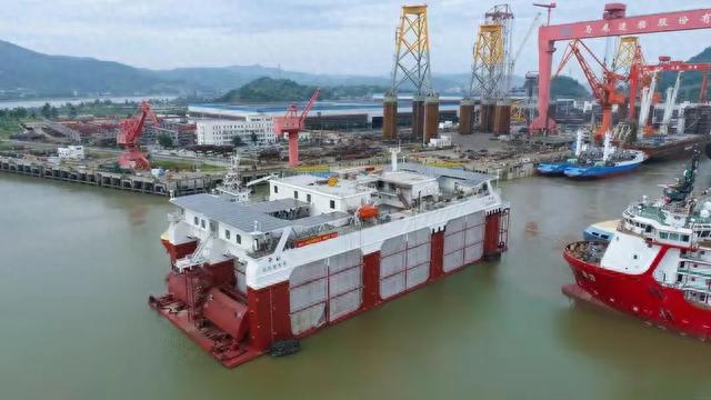 Build a disruptive "super naval warfare anchoring platform" and legally ...