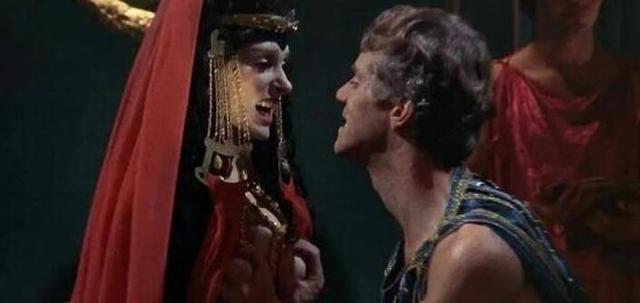 Two world-class "romance film masters" and their respective ...